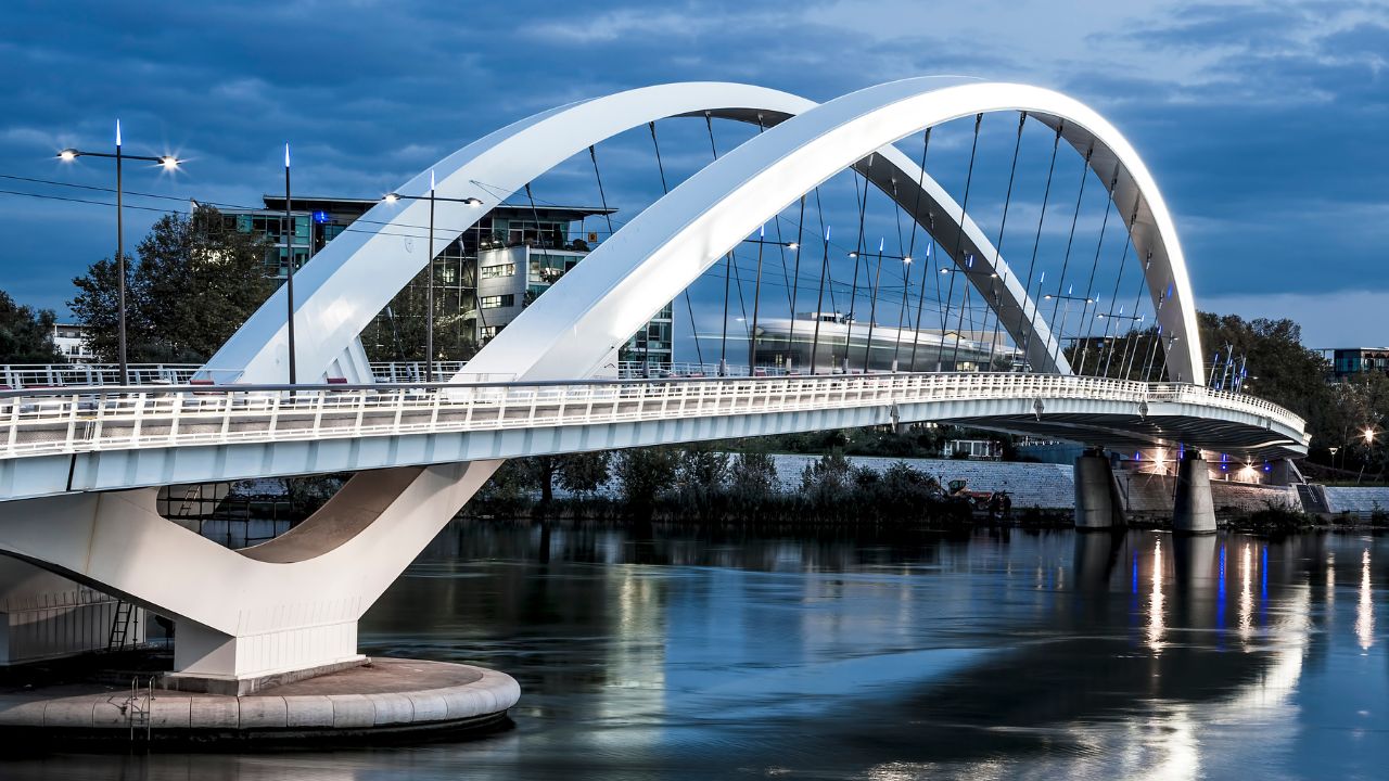 A guide to bridge construction - Estimate Florida Consulting